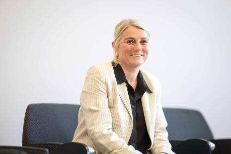 La rhumatologue hospitalière Stéphanie Rist nommée ministre de la Santé ...